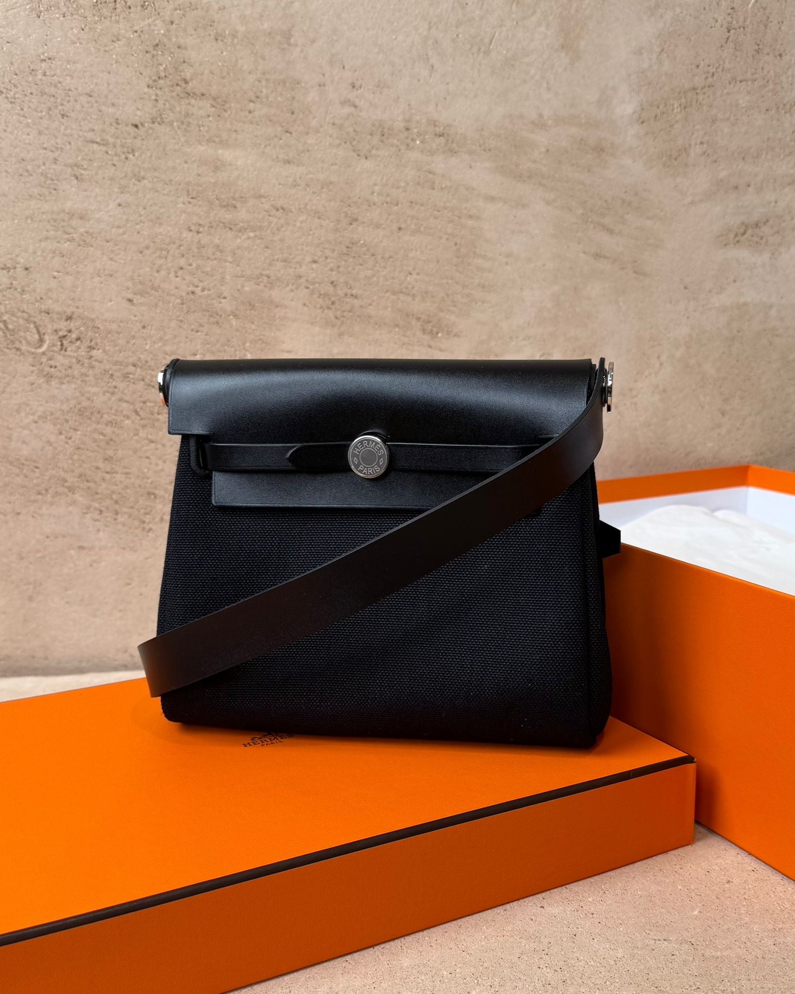 Hermès Hermès Mini Herbag 20 - Black Toile / Hunter | Palladium Hardwa ...