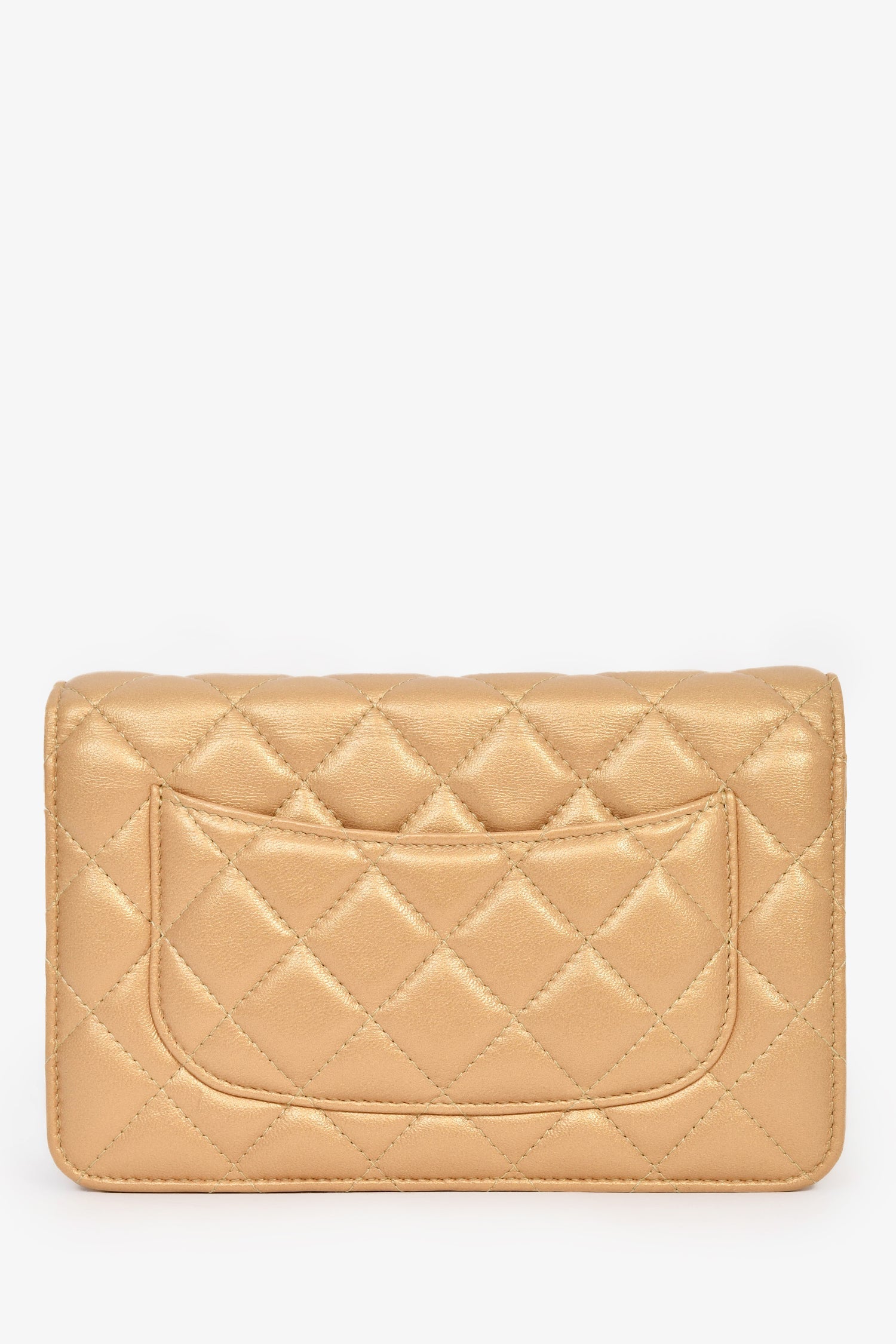 Pre-Loved Chanel™ 2019 Gold Metallic Enamel CC Logo Wallet On Chain ...